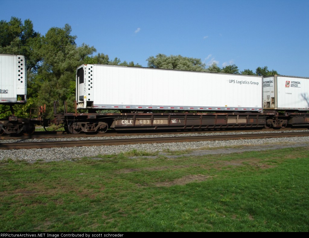CRLE 683639A Double Stackcar w/UPS Logistics Group Trailer